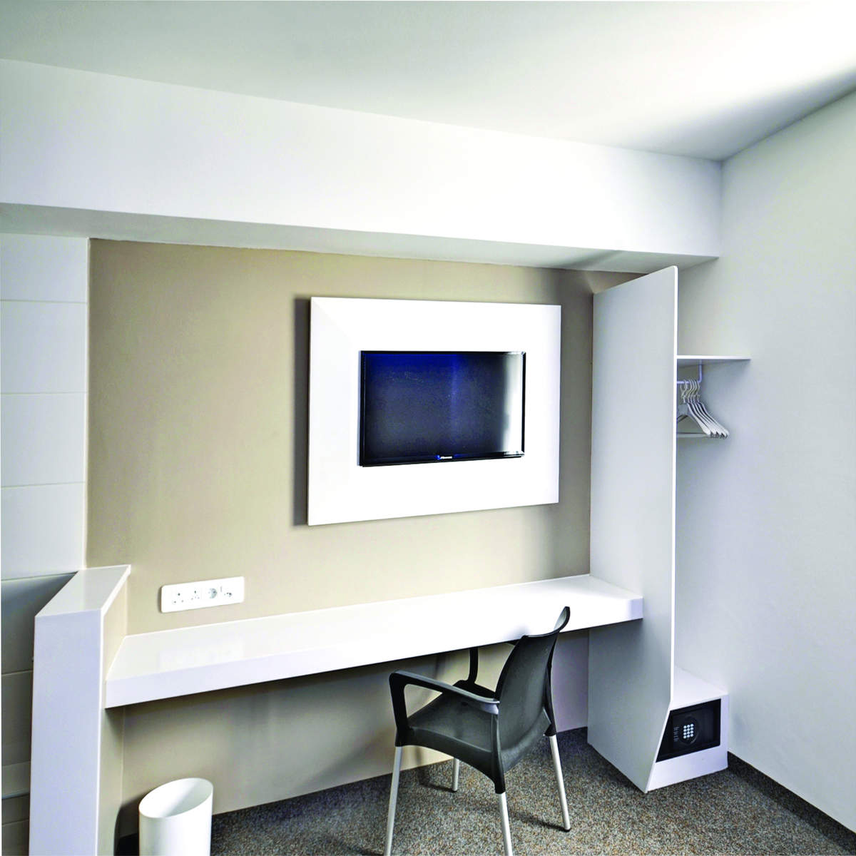 Check Inn Hotel – Check Inn Hotel